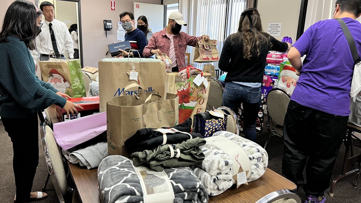 Advent Giving Tree – Newman Center Catholic Community at UCSD